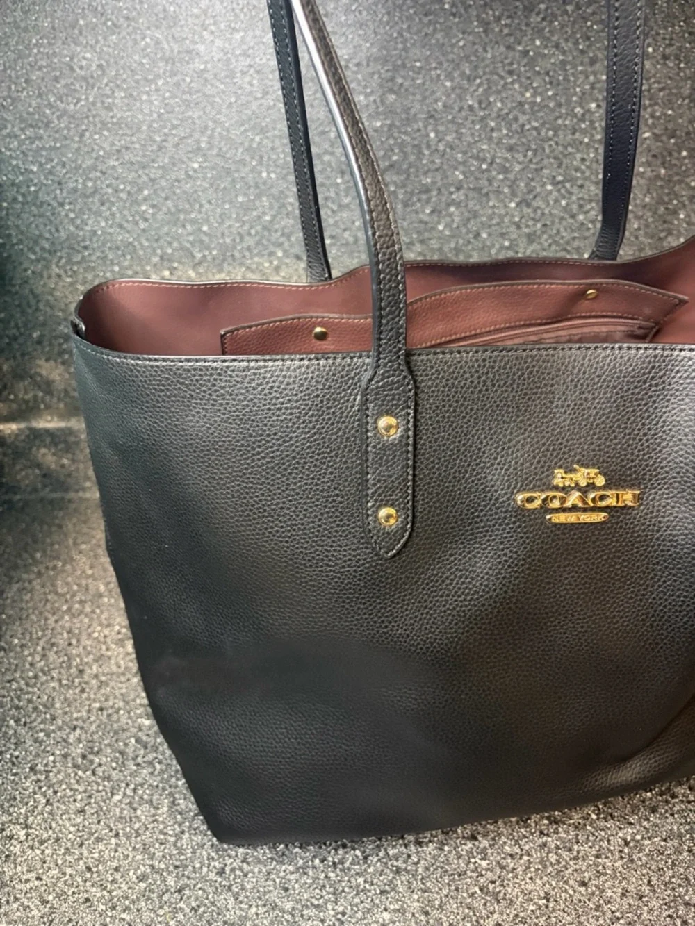 Coach | Bags | Coach Black Pebbled Leather Tote With Gold Logo With ...
